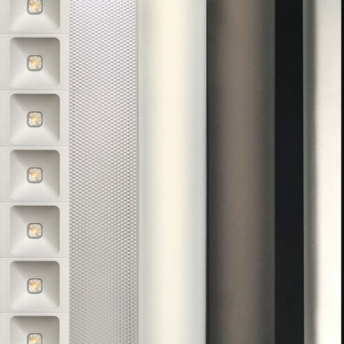 Surface mounted linear profile- Rio Surface